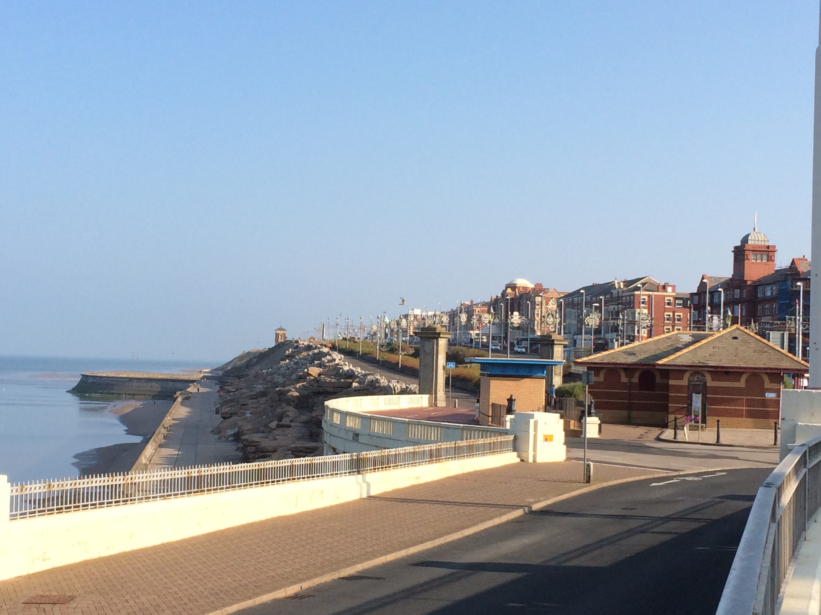 Blackpool North Shore from Bispham to North Pier - Live Blackpool